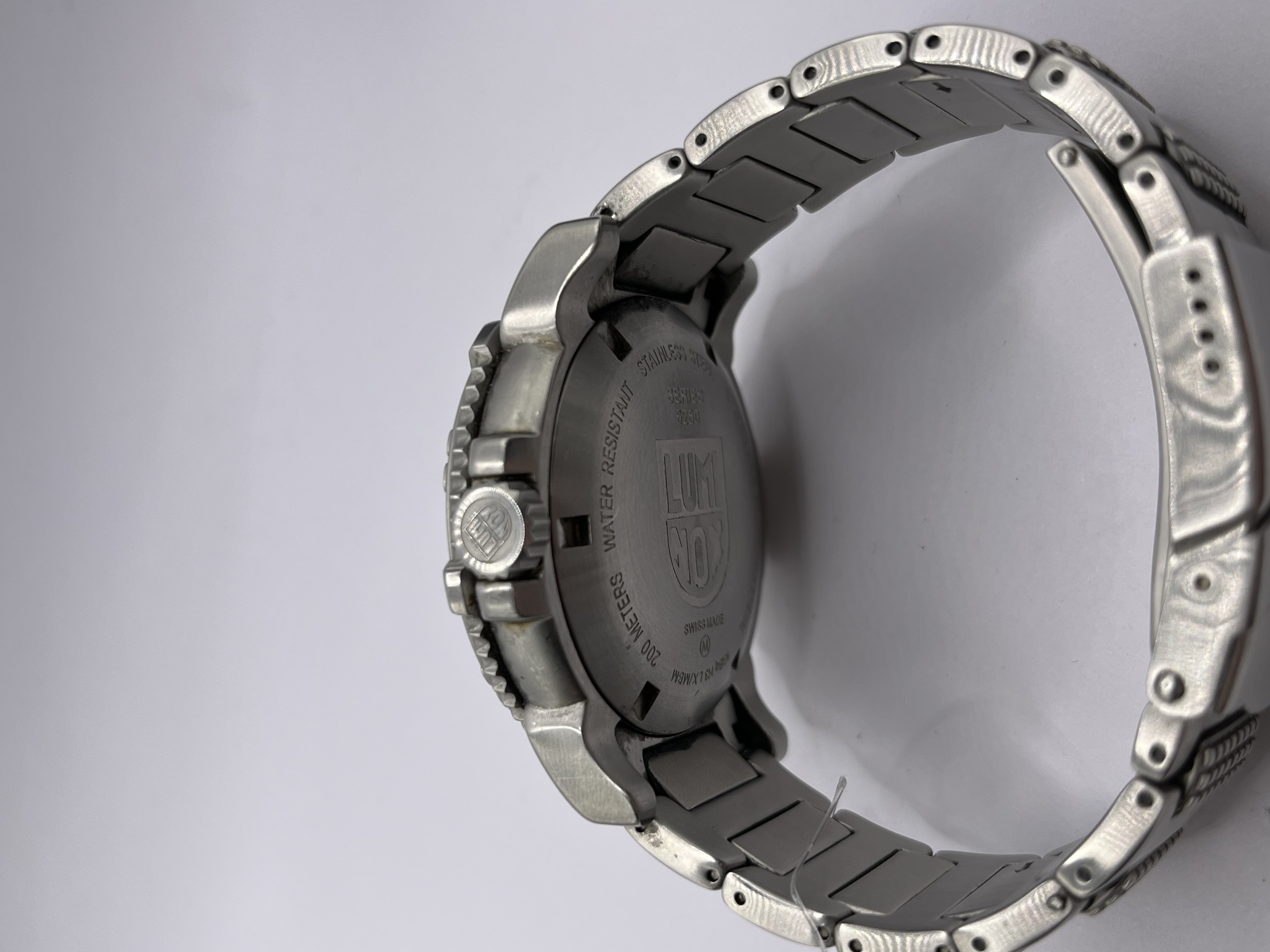 Pre-owned Luminox Modern Mariner 6250 Swiss Quartz Watch - Own4Less